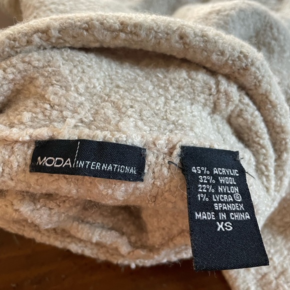 Moda International | Sweaters | Vintage Moda International Boucle ...